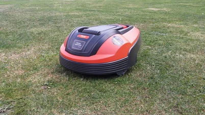 Flymo 1200R review: The robot that mows the lawn while you wait ...
