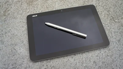 Asus Transformer Mini review: A portable 10.1in Windows 10 laptop that ...