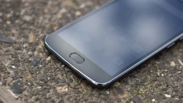 Moto G5 Plus review: Gone and swiftly forgotten | Expert Reviews