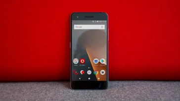 Vodafone Smart V8 review: The £159 Moto G5 rival | Expert Reviews