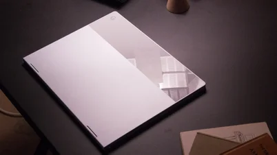 Google Pixelbook review: The Chromebook you'll absolutely want to buy ...