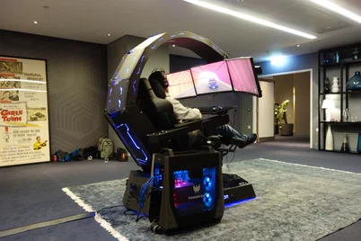 Acer Predator Thronos review (hands-on): A glorious gaming cockpit ...