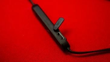 Creative Outlier One Plus review: The best earphones for the gym ...