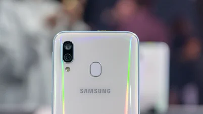 Samsung Galaxy A40 review: Hands on with Samsung’s cheapest Galaxy A ...