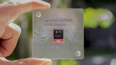Qualcomm's Snapdragon 855+ is overclocked and boosts graphical ...