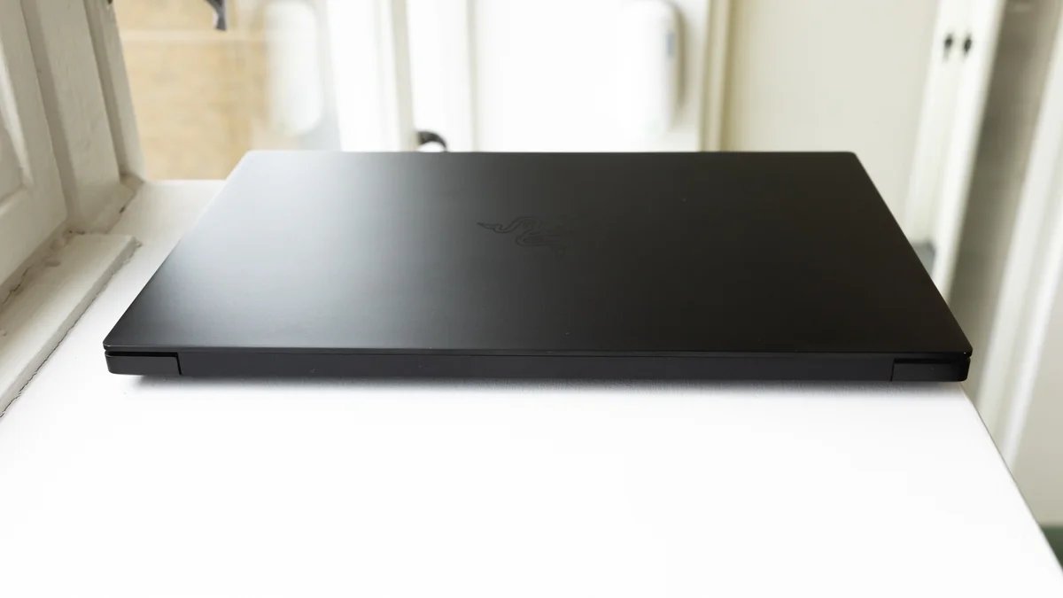 razer-blade-stealth-13-2019-review-in-pictures-expert-reviews