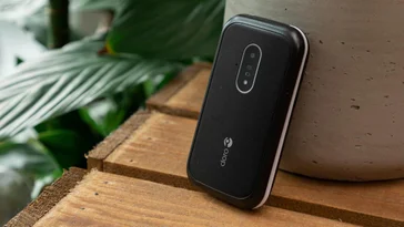 Doro 7030 review: A great feature phone for the elderly | Expert Reviews
