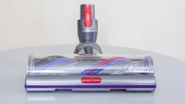 Dyson V15 Detect Absolute review: Vacuum-cleaning royalty for a king’s ...