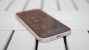 Apple iPhone 13 mini review: The best small phone money can buy ...