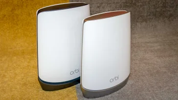 Netgear Orbi NBK752 review: A powerful Wi-Fi 6 mesh with a built-in 5G ...