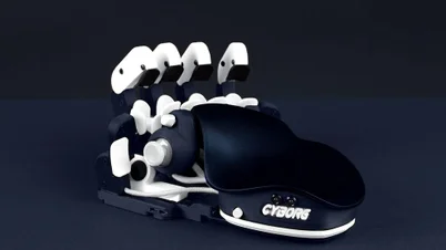 Azeron Cyborg Gaming Keypad review: A new way to play? | Expert Reviews