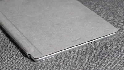 Microsoft Surface Pro 9 review: A superbly competent 2-in-1 | Expert ...