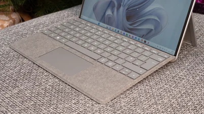 Microsoft Surface Pro 9 review: A superbly competent 2-in-1 | Expert ...