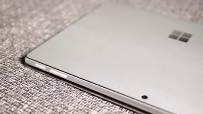 Microsoft Surface Pro 9 review: A superbly competent 2-in-1 | Expert ...