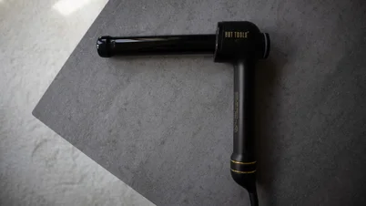 Hot Tools Curl Bar review: The right angle for a curling iron | Expert ...