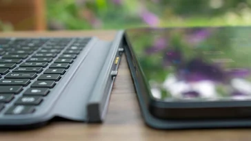 Amazon Fire Max 11 review: A super-sized tablet with a big problem ...