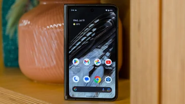 Google Pixel Fold review: First Google foldable is a mixed bag | Expert ...