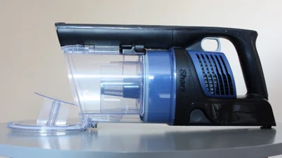 Shark IZ202UK review: A brilliant budget vacuum cleaner | Expert Reviews