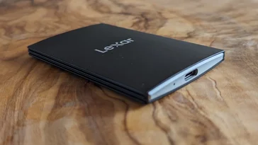 Lexar SL500 review: Super-slim mobile storage with serious speed ...