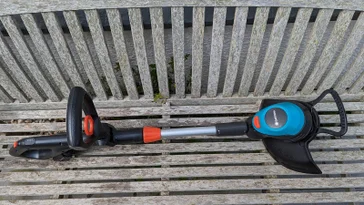 Gardena EasyCut 23/18V review: Easy strimming, easy storage | Expert ...
