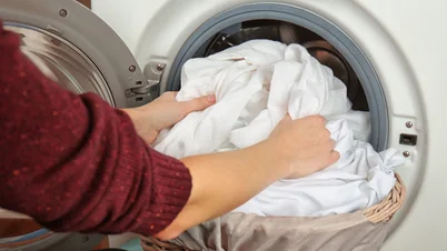 What temperature to wash white clothes on: How to make sure your whites ...