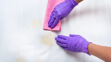 Mattress sweat stains: Rid your bed of stains and stop them coming back ...