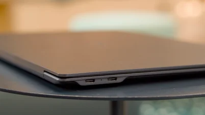 LG Gram SuperSlim 15.6 OLED review: Lighter than a loaf of bread ...