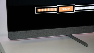Philips OLED+910 hands-on: Brighter pictures, cleaner sound | Expert Reviews