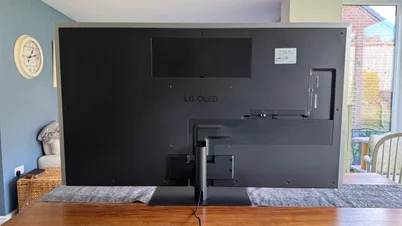 LG G5 OLED (OLED65G5) review: Oh what a lovely TV war | Expert Reviews UK