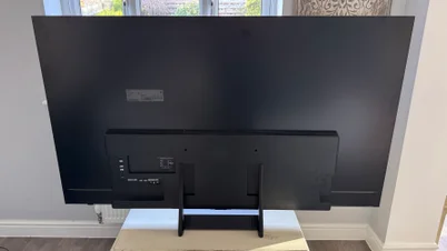 Samsung S90F (65S90F) review: Samsung’s mid-range OLEDs come of age ...