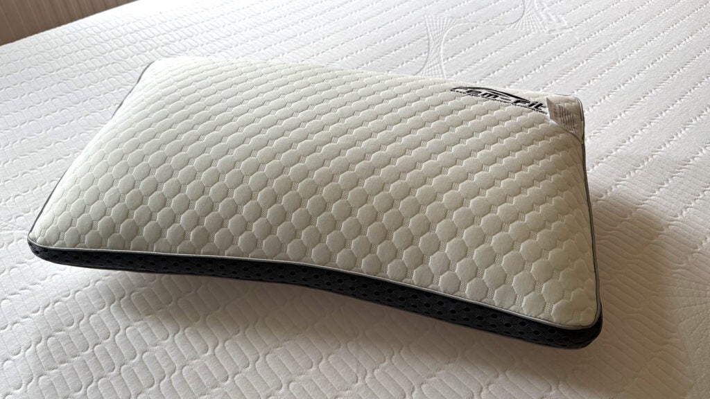 REM-Fit Deluxe Pocket Sprung Pillow review | Expert Reviews