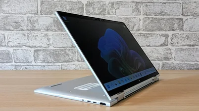 HP EliteBook X Flip G1i review: The state of the business laptop art ...